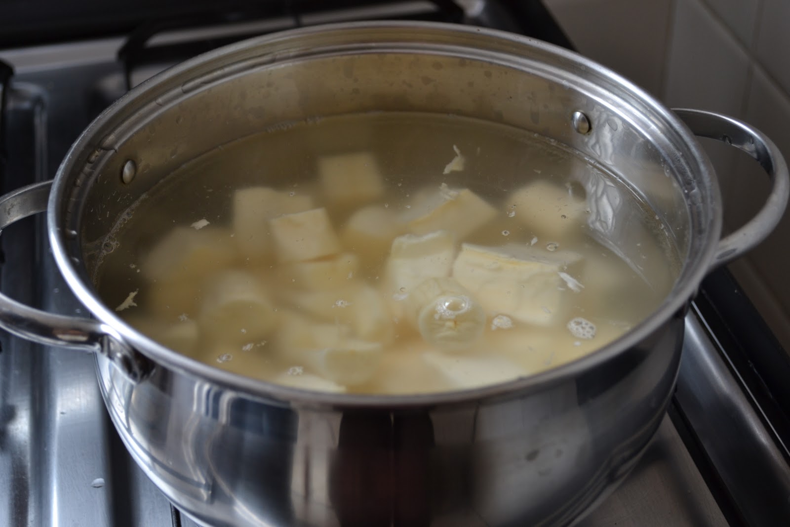 Mandioca Brava: Como Identificar? | Mundo Ecologia