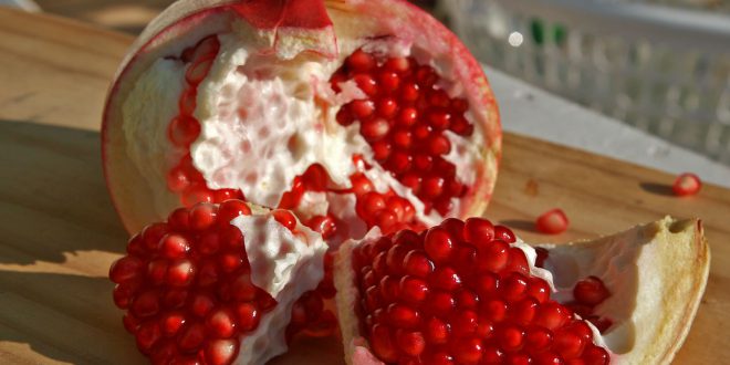 História da Romã, Origem da Fruta e do seu Nome | Mundo Ecologia